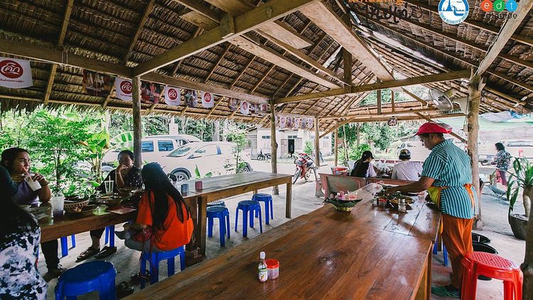 EDT - หรอยลั่นลานสกา ต้องมา ขนมจีนป้าเขียว