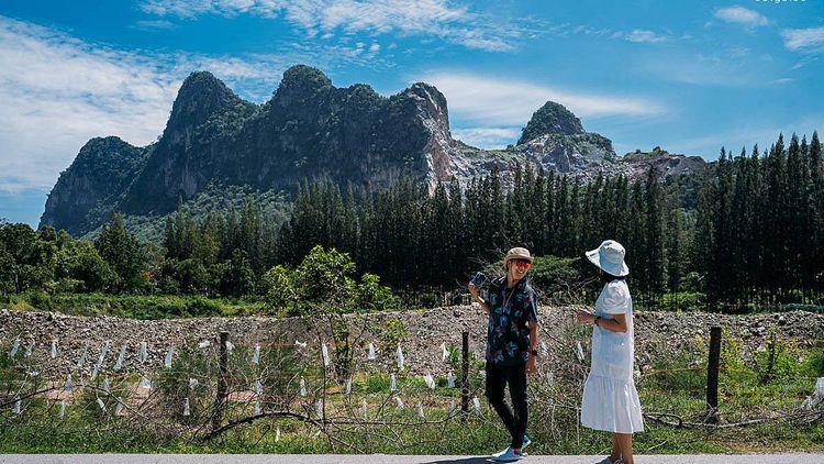 EDT - ทริปลากยาว เที่ยวให้หายคิดถึง! เพชรบุรี หัวหิน ประจวบฯ